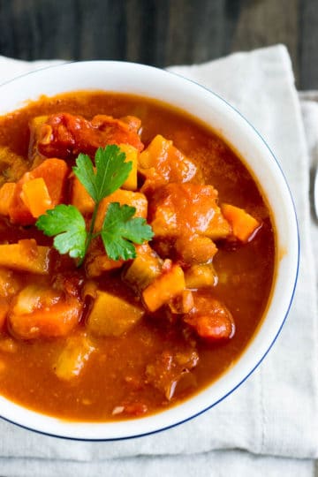 Vegetable Chili - Travel Cook Tell